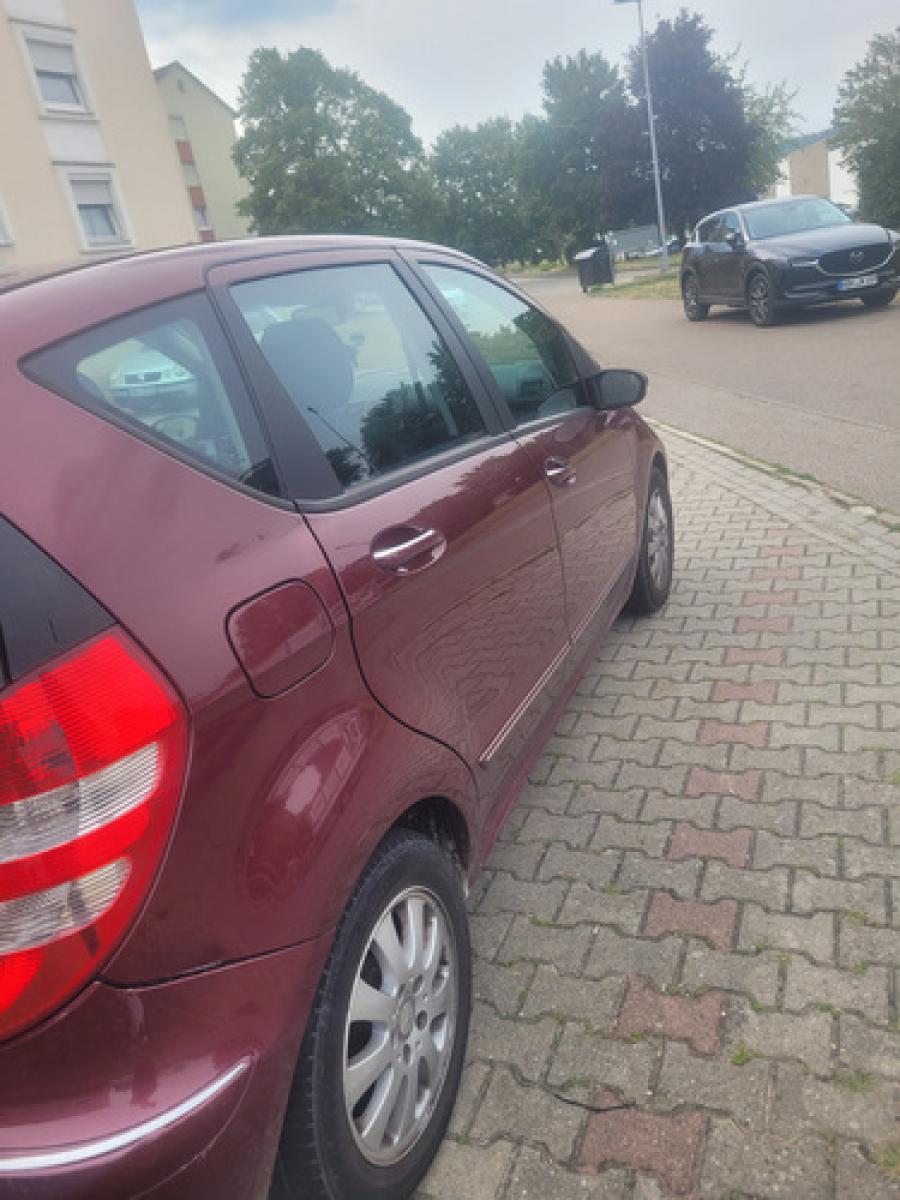 Mercedes-Benz A 170 2006 Jehvi, ar dzinēja tilpumu 1.70 L un nobraukumu 242 tūkst. km par 1400 €, foto 4 vietnē AUTOMOTO.COM.LV