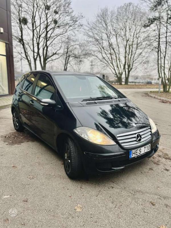 Melns Mercedes-Benz A 180 2004 Kauņa, ar dzinēja tilpumu 0.00 L un nobraukumu 200 tūkst. km par 750 €, foto 1 vietnē AUTOMOTO.COM.LV