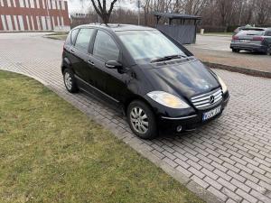 Black Mercedes-Benz A 180 2005 in Klaipeda, with an engine capacity of 1.99 L and mileage of 235 thousand km for 950 €, photo 2 on AUTOMOTO.COM.LV