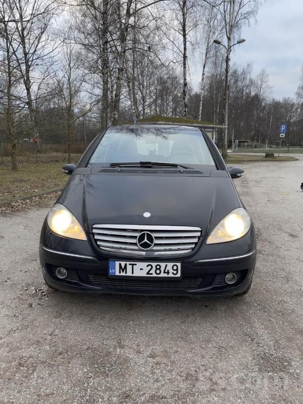 Melns Mercedes-Benz A 180 2005 Rīga, ar dzinēja tilpumu 2.00 L un nobraukumu 340 tūkst. km par 1000 €, foto 2 vietnē AUTOMOTO.COM.LV