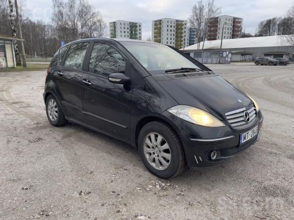 Melns Mercedes-Benz A 180 2005 Rīga, ar dzinēja tilpumu 2.00 L un nobraukumu 340 tūkst. km par 1000 €, foto 3 vietnē AUTOMOTO.COM.LV