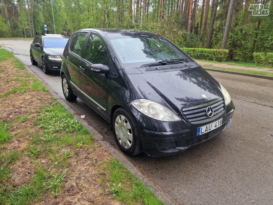 Melns Mercedes-Benz A 180 2005 Visaginas, ar dzinēja tilpumu 2.00 L un nobraukumu 320 tūkst. km par 800 €, foto 3 vietnē AUTOMOTO.COM.LV
