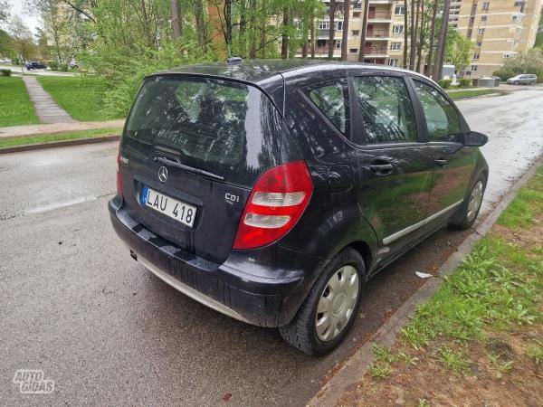 Melns Mercedes-Benz A 180 2005 Visaginas, ar dzinēja tilpumu 2.00 L un nobraukumu 320 tūkst. km par 800 €, foto 3 vietnē AUTOMOTO.COM.LV