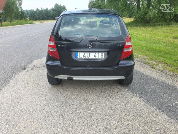 Melns Mercedes-Benz A 180 2005 Visaginas, ar dzinēja tilpumu 2.00 L un nobraukumu 320 tūkst. km par 750 €, foto 3 vietnē AUTOMOTO.COM.LV