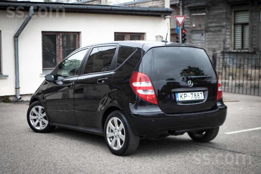 Melns Mercedes-Benz A 180 2006 Rīga, ar dzinēja tilpumu 2.00 L un nobraukumu 260 tūkst. km par 9350 €, foto 3 vietnē AUTOMOTO.COM.LV
