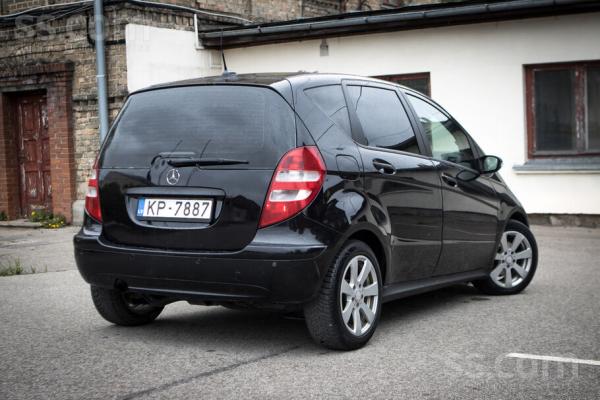 Melns Mercedes-Benz A 180 2006 Rīga, ar dzinēja tilpumu 2.00 L un nobraukumu 260 tūkst. km par 9350 €, foto 5 vietnē AUTOMOTO.COM.LV