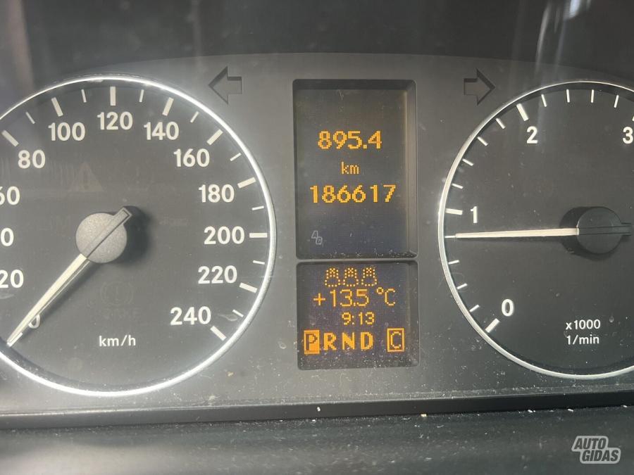 Melns Mercedes-Benz A 180 2006 Šauļi, ar dzinēja tilpumu 2.00 L un nobraukumu 168 tūkst. km par 1349 €, foto 22 vietnē AUTOMOTO.COM.LV
