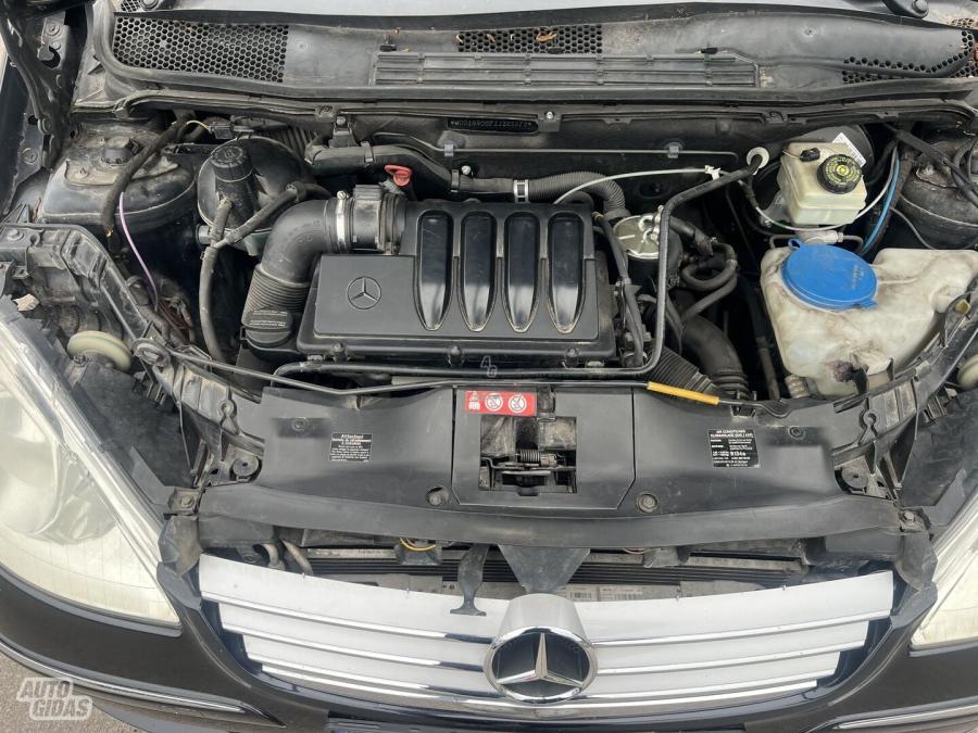 Melns Mercedes-Benz A 180 2006 Šauļi, ar dzinēja tilpumu 2.00 L un nobraukumu 168 tūkst. km par 1349 €, foto 26 vietnē AUTOMOTO.COM.LV