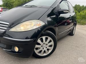 Melns Mercedes-Benz A 180 2006 Šauļi, ar dzinēja tilpumu 2.00 L un nobraukumu 168 tūkst. km par 1349 €, foto 10 vietnē AUTOMOTO.COM.LV