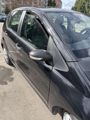 Black Mercedes-Benz A 180 2006 in Klaipeda, with an engine capacity of 2.00 L and mileage of 288 thousand km for 1250 €, photo 4 on AUTOMOTO.COM.LV