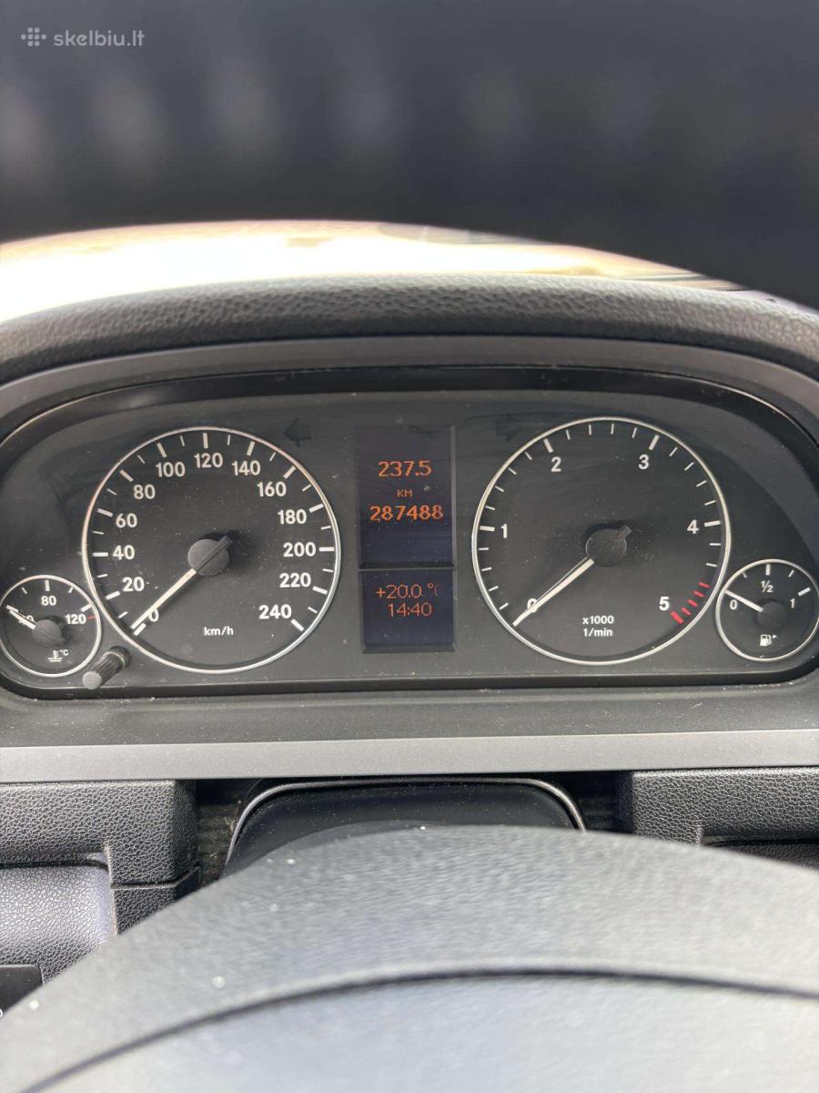 Black Mercedes-Benz A 180 2006 in Klaipeda, with an engine capacity of 2.00 L and mileage of 288 thousand km for 1250 €, photo 11 on AUTOMOTO.COM.LV