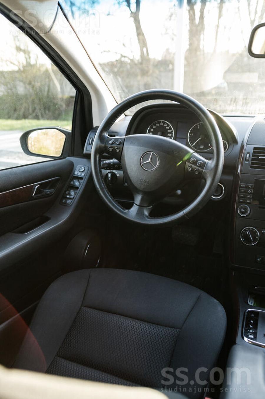 Melns Mercedes-Benz A 180 2007 Rīga, ar dzinēja tilpumu 2.00 L un nobraukumu 190 tūkst. km par 3290 €, foto 6 vietnē AUTOMOTO.COM.LV
