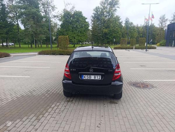 Black Mercedes-Benz A 180 2007 in Vilnius, with an engine capacity of 1.99 L and mileage of 280 thousand km for 1450 €, photo 9 on AUTOMOTO.COM.LV