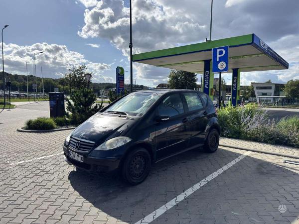Melns Mercedes-Benz A 180 2008 Viļņa, ar dzinēja tilpumu 1.99 L un nobraukumu 297 tūkst. km par 1670 €, foto 1 vietnē AUTOMOTO.COM.LV