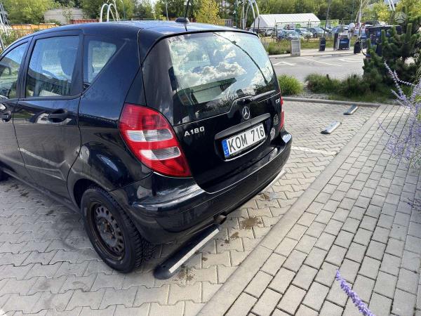 Melns Mercedes-Benz A 180 2008 Viļņa, ar dzinēja tilpumu 1.99 L un nobraukumu 297 tūkst. km par 1670 €, foto 8 vietnē AUTOMOTO.COM.LV