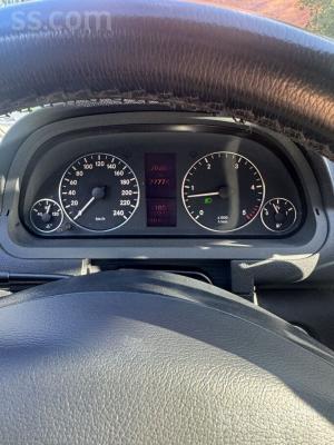 Melns Mercedes-Benz A 180 2008 Rīga, ar dzinēja tilpumu 2.00 L un nobraukumu 0 tūkst. km par 3700 €, foto 6 vietnē AUTOMOTO.COM.LV