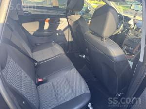 Melns Mercedes-Benz A 180 2008 Rīga, ar dzinēja tilpumu 2.00 L un nobraukumu 0 tūkst. km par 3700 €, foto 9 vietnē AUTOMOTO.COM.LV