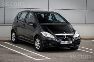 Black Mercedes-Benz A 180 2011 in Riga, with an engine capacity of 2.00 L and mileage of 0 thousand km for 4350 €, photo 4 on AUTOMOTO.COM.LV