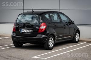 Black Mercedes-Benz A 180 2011 in Riga, with an engine capacity of 2.00 L and mileage of 0 thousand km for 4350 €, photo 5 on AUTOMOTO.COM.LV