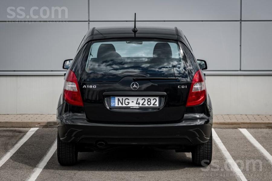 Black Mercedes-Benz A 180 2011 in Riga, with an engine capacity of 2.00 L and mileage of 0 thousand km for 4350 €, photo 6 on AUTOMOTO.COM.LV