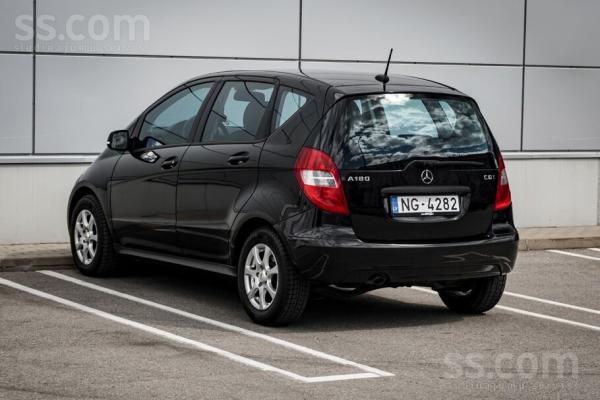 Black Mercedes-Benz A 180 2011 in Riga, with an engine capacity of 2.00 L and mileage of 0 thousand km for 4350 €, photo 6 on AUTOMOTO.COM.LV