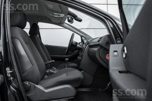 Black Mercedes-Benz A 180 2011 in Riga, with an engine capacity of 2.00 L and mileage of 0 thousand km for 4350 €, photo 12 on AUTOMOTO.COM.LV