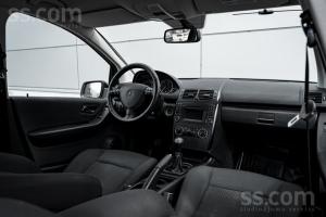 Black Mercedes-Benz A 180 2011 in Riga, with an engine capacity of 2.00 L and mileage of 0 thousand km for 4350 €, photo 15 on AUTOMOTO.COM.LV