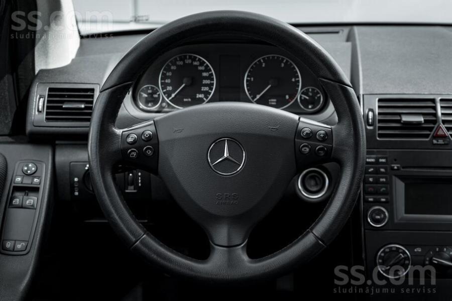 Black Mercedes-Benz A 180 2011 in Riga, with an engine capacity of 2.00 L and mileage of 0 thousand km for 4350 €, photo 18 on AUTOMOTO.COM.LV