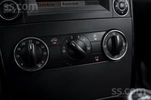 Black Mercedes-Benz A 180 2011 in Riga, with an engine capacity of 2.00 L and mileage of 0 thousand km for 4350 €, photo 21 on AUTOMOTO.COM.LV