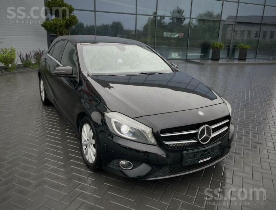 Black Mercedes-Benz A 180 2013 in Vilnius, with an engine capacity of 1.80 L and mileage of 233 thousand km for 8299 €, photo 1 on AUTOMOTO.COM.LV