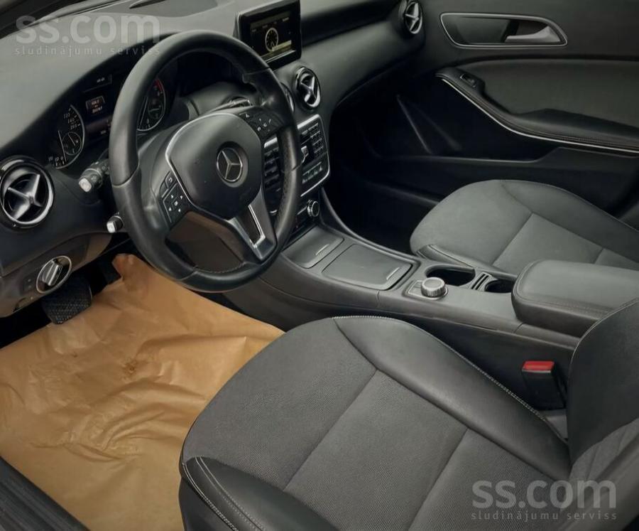 Black Mercedes-Benz A 180 2013 in Vilnius, with an engine capacity of 1.80 L and mileage of 233 thousand km for 8299 €, photo 9 on AUTOMOTO.COM.LV