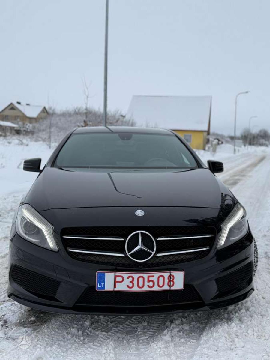 Black Mercedes-Benz A 180 2013 in Vilnius, with an engine capacity of 1.80 L and mileage of 231 thousand km for 8400 €, photo 2 on AUTOMOTO.COM.LV