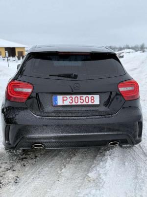 Black Mercedes-Benz A 180 2013 in Vilnius, with an engine capacity of 1.80 L and mileage of 231 thousand km for 8400 €, photo 6 on AUTOMOTO.COM.LV