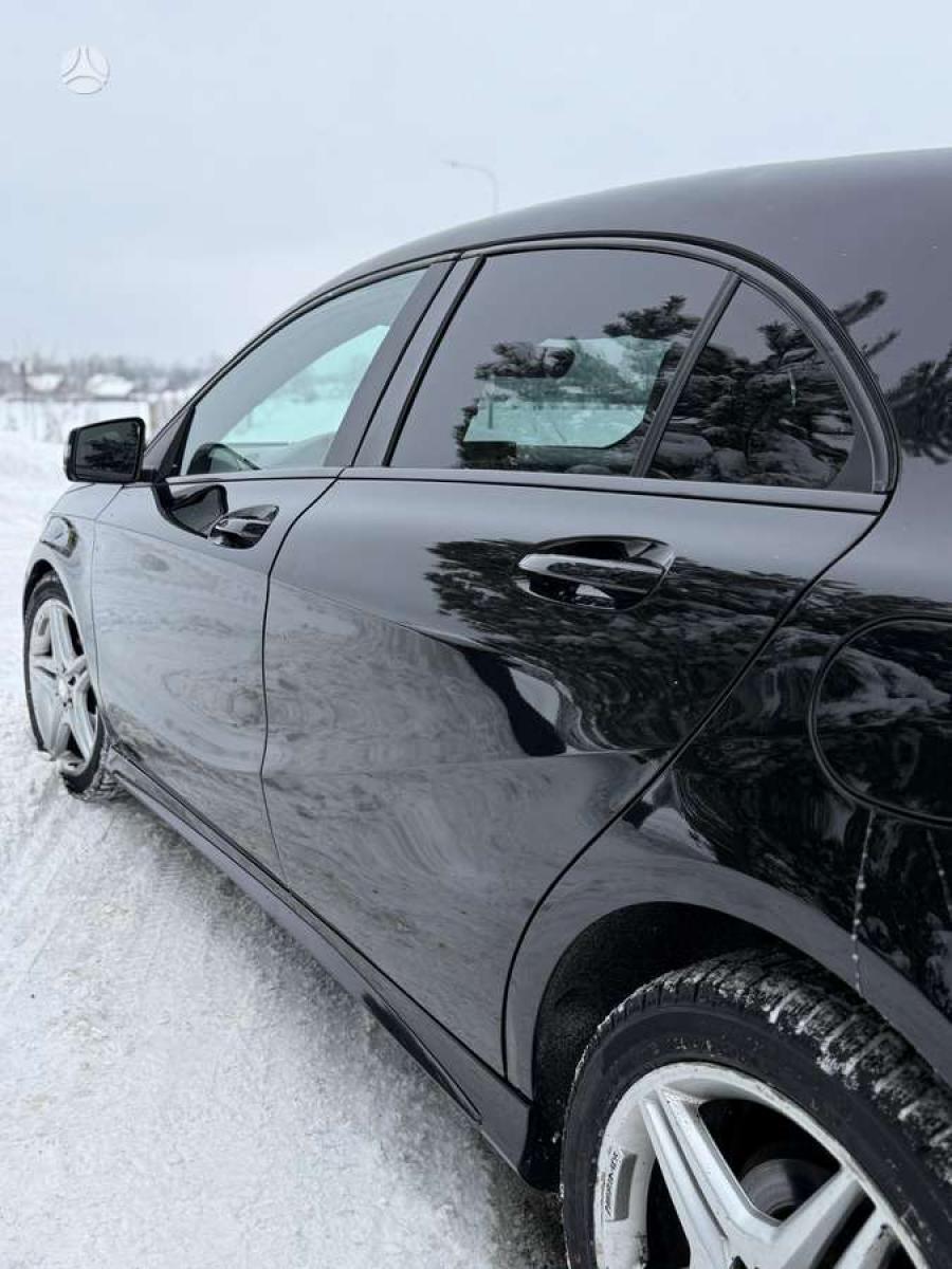 Black Mercedes-Benz A 180 2013 in Vilnius, with an engine capacity of 1.80 L and mileage of 231 thousand km for 8400 €, photo 10 on AUTOMOTO.COM.LV