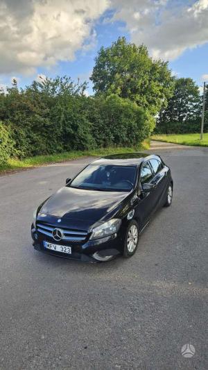 Black Mercedes-Benz A 180 2013 in Vilnius, with an engine capacity of 1.99 L and mileage of 340 thousand km for 5150 €, photo  on AUTOMOTO.COM.LV