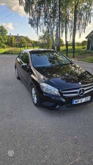 Black Mercedes-Benz A 180 2013 in Vilnius, with an engine capacity of 1.99 L and mileage of 340 thousand km for 5150 €, photo 7 on AUTOMOTO.COM.LV