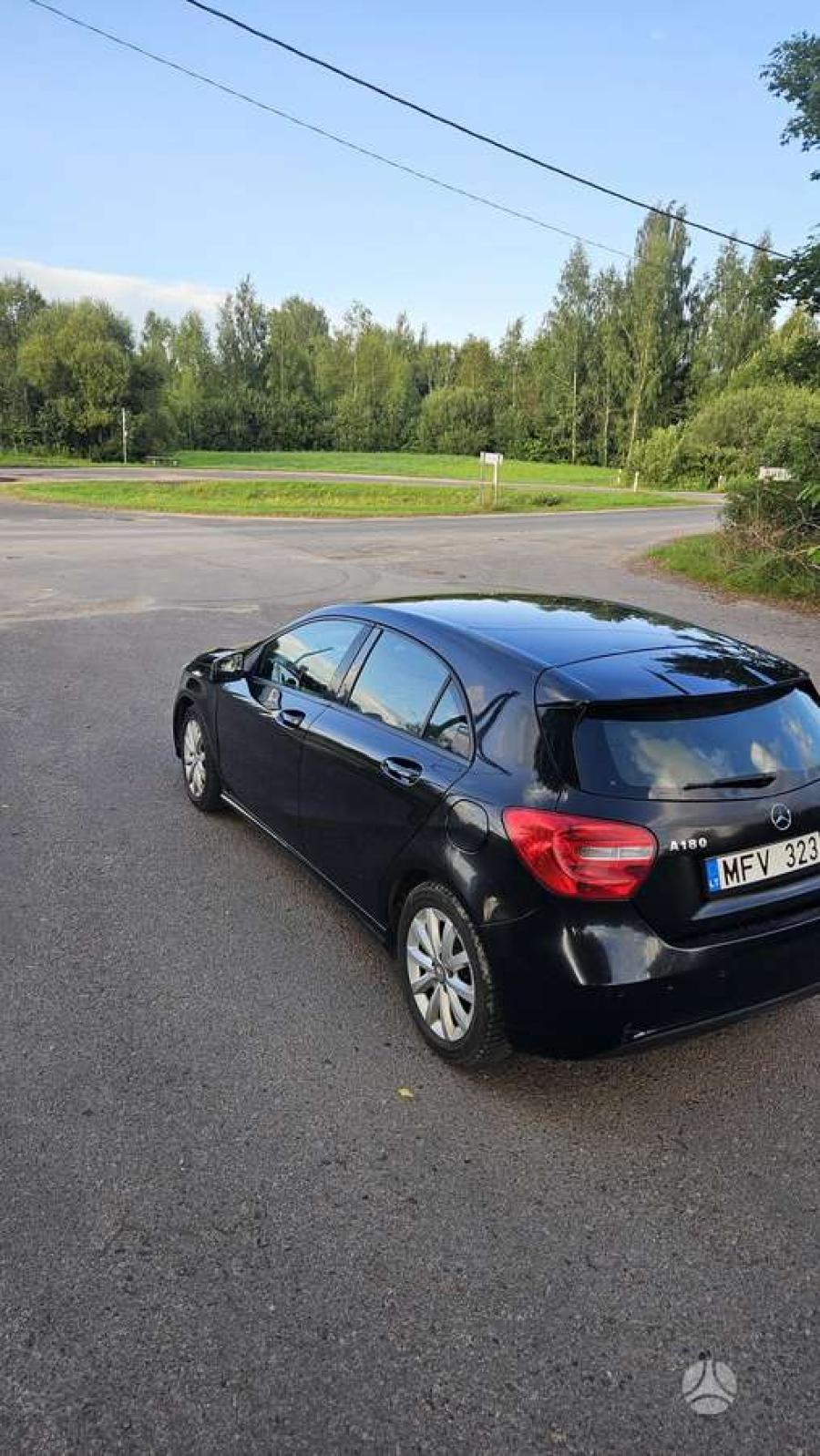 Black Mercedes-Benz A 180 2013 in Vilnius, with an engine capacity of 1.99 L and mileage of 340 thousand km for 5150 €, photo 11 on AUTOMOTO.COM.LV