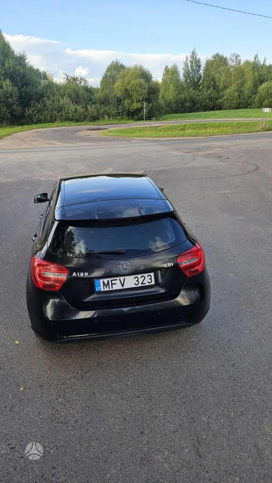 Black Mercedes-Benz A 180 2013 in Vilnius, with an engine capacity of 1.99 L and mileage of 340 thousand km for 5150 €, photo 12 on AUTOMOTO.COM.LV