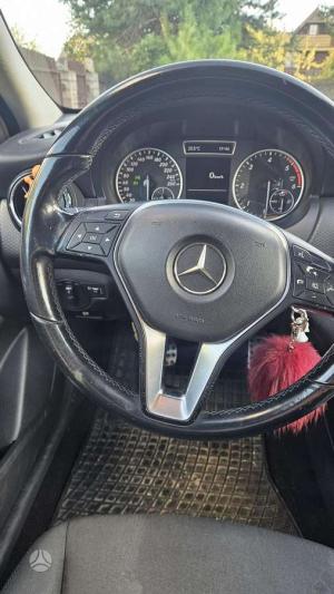 Black Mercedes-Benz A 180 2013 in Vilnius, with an engine capacity of 1.99 L and mileage of 340 thousand km for 5150 €, photo 14 on AUTOMOTO.COM.LV