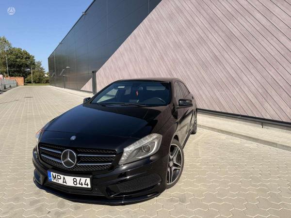 Melns Mercedes-Benz A 180 2013 Panevēža, ar dzinēja tilpumu 1.60 L un nobraukumu 252 tūkst. km par 6200 €, foto 6 vietnē AUTOMOTO.COM.LV