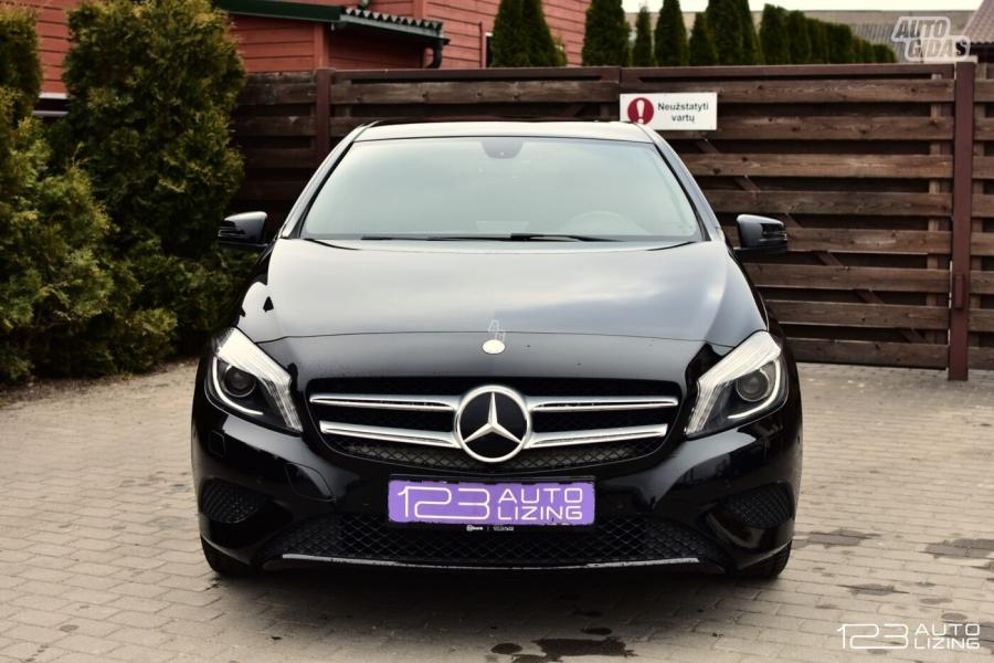 Black Mercedes-Benz A 180 2014 in Kretinga, with an engine capacity of 1.50 L and mileage of 222 thousand km for 8450 €, photo 4 on AUTOMOTO.COM.LV