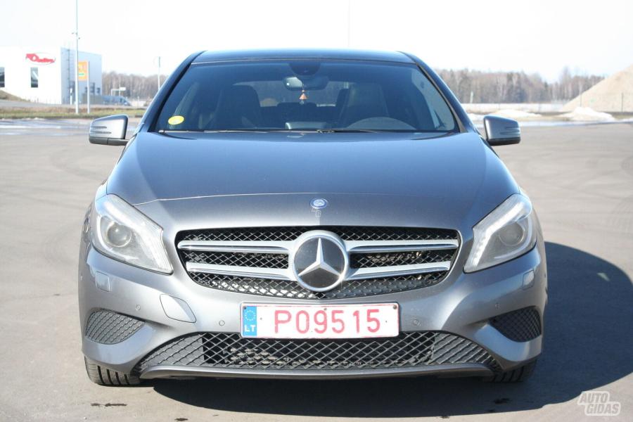 Black Mercedes-Benz A 180 2014 in Kaunas, with an engine capacity of 1.80 L and mileage of 280 thousand km for 6200 €, photo 4 on AUTOMOTO.COM.LV