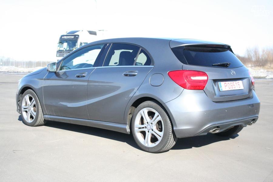 Black Mercedes-Benz A 180 2014 in Kaunas, with an engine capacity of 1.80 L and mileage of 280 thousand km for 6200 €, photo 6 on AUTOMOTO.COM.LV