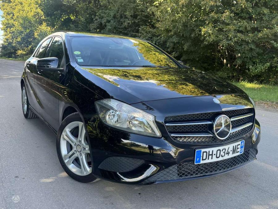Melns Mercedes-Benz A 180 2014 Tauragė, ar dzinēja tilpumu 1.46 L un nobraukumu 300 tūkst. km par 6100 €, foto 4 vietnē AUTOMOTO.COM.LV