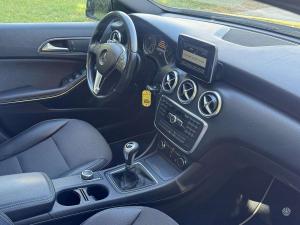 Melns Mercedes-Benz A 180 2014 Tauragė, ar dzinēja tilpumu 1.46 L un nobraukumu 300 tūkst. km par 6100 €, foto 11 vietnē AUTOMOTO.COM.LV