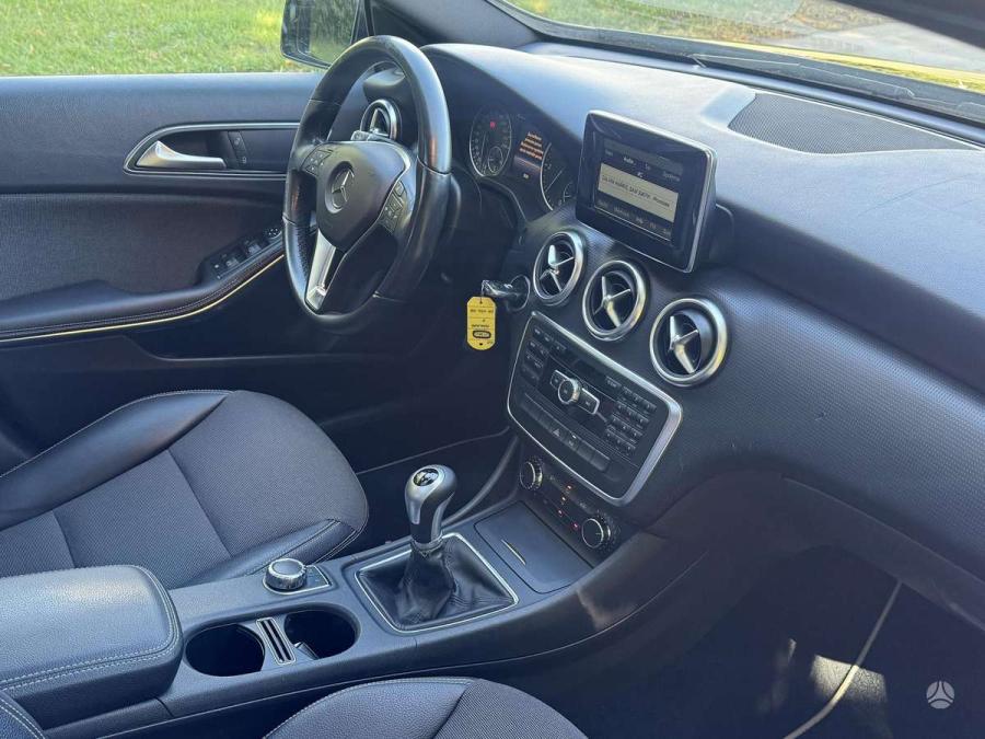 Melns Mercedes-Benz A 180 2014 Tauragė, ar dzinēja tilpumu 1.46 L un nobraukumu 300 tūkst. km par 6100 €, foto 11 vietnē AUTOMOTO.COM.LV