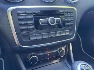 Melns Mercedes-Benz A 180 2014 Tauragė, ar dzinēja tilpumu 1.46 L un nobraukumu 300 tūkst. km par 6100 €, foto 17 vietnē AUTOMOTO.COM.LV