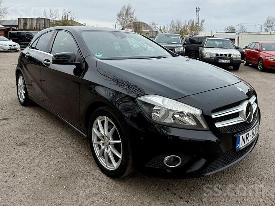Black Mercedes-Benz A 180 2015 in Riga, with an engine capacity of 1.50 L and mileage of 0 thousand km for 8550 €, photo 8 on AUTOMOTO.COM.LV