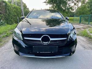 Black Mercedes-Benz A 180 2016 in Kelme, with an engine capacity of 1.60 L and mileage of 158 thousand km for 4700 €, photo 3 on AUTOMOTO.COM.LV