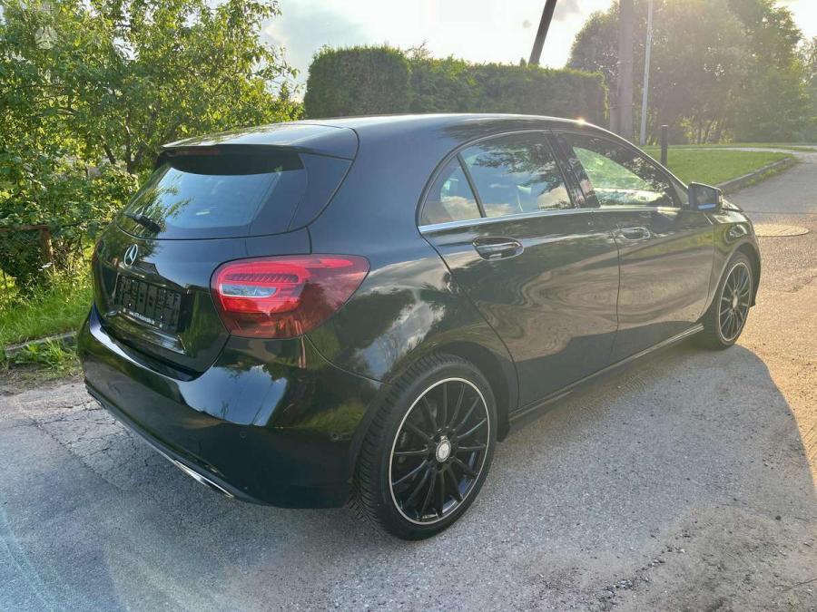 Black Mercedes-Benz A 180 2016 in Kelme, with an engine capacity of 1.60 L and mileage of 158 thousand km for 4700 €, photo 7 on AUTOMOTO.COM.LV